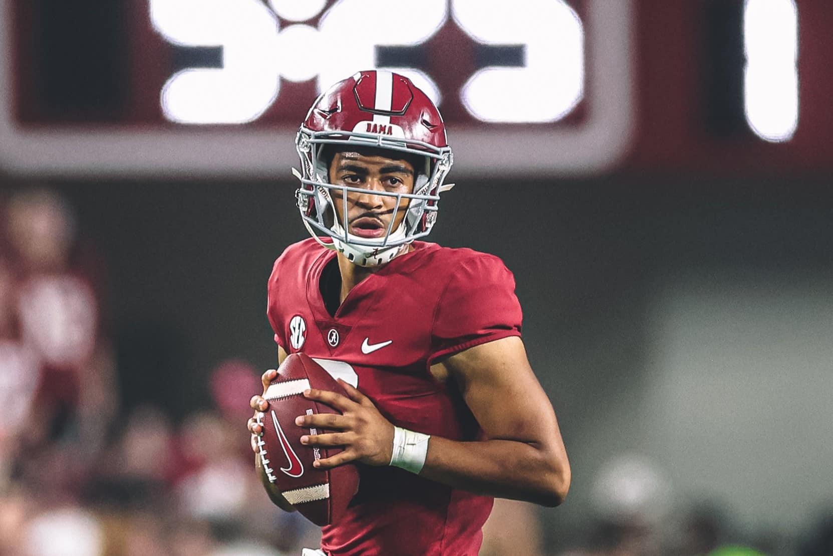 NFL Draft: Panthers selecionam 'pequeno' QB Bryce Young com a 1ª ...