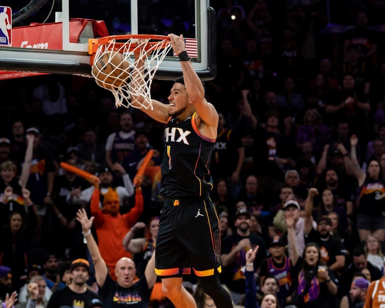 NBA Playoffs: Booker brilha contra dupla dos Clippers, e Suns igualam ...