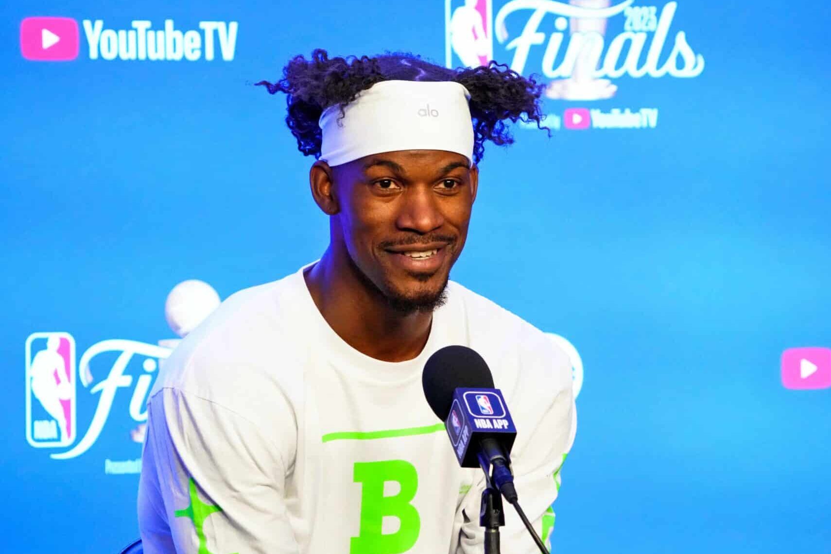NBA: Jimmy Butler se explica após recusar levantar troféu do Leste ...