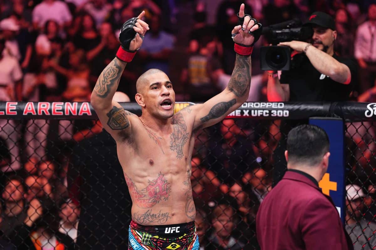 UFC 300: Poatan derruba Hill no 1º round, mantem cinturão e pede luta ...